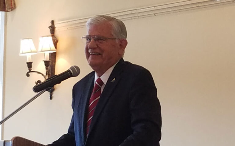 Former NC Gov. Jim Martin tells politicians a thing or two | Cornelius ...